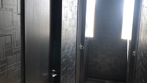 4090号室:時間700円・1日2,000円の完全個室ブース【角部屋】:3h以上の場合は「1日利用」がお得ですの写真8