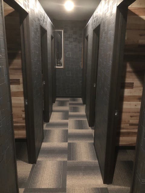 4050号室：時間700円・1日2,000円の完全個室ブース【角部屋】：3ｈ以上の場合は「1日利用」がお得ですの写真11