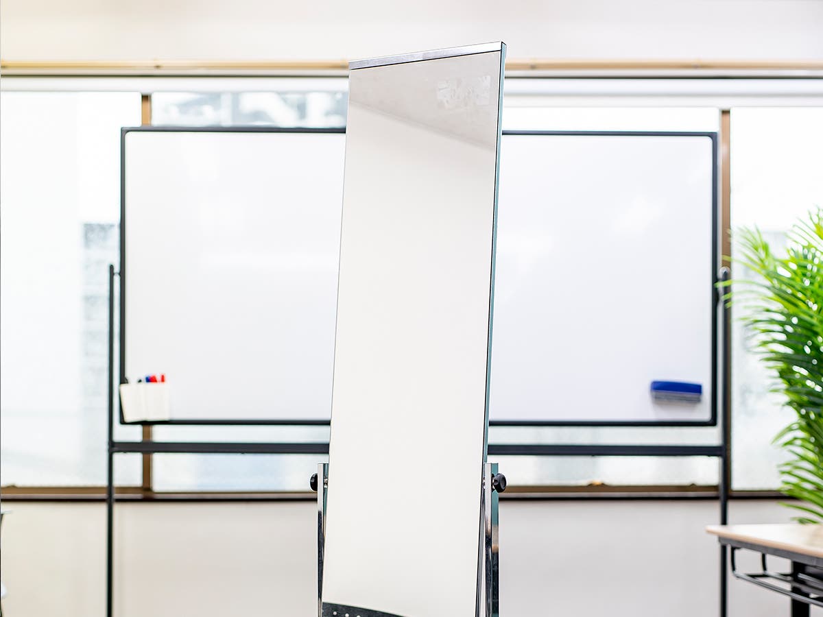 【千葉駅1分】【飲食・お酒可】最大27名/光回線/ボードゲーム/懇親会/会議/セミナー/研修/施術/ネイル【早朝・夜間利用可】の写真25