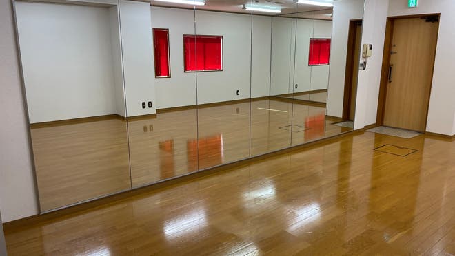 【Wise space802】レンタルスタジオ◆長岡駅近 /提携有料駐車場/Wi-Fi/壁面鏡張り!ヨガマット有の写真3