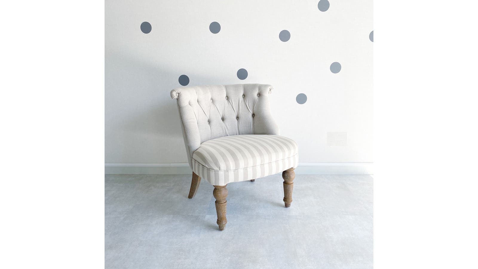 【神戸駅】徒歩5分 / 自然光が差し込む解放感のあるフォトスタジオ / 店内お花使い放題 / 78㎡ワンフロアの写真18