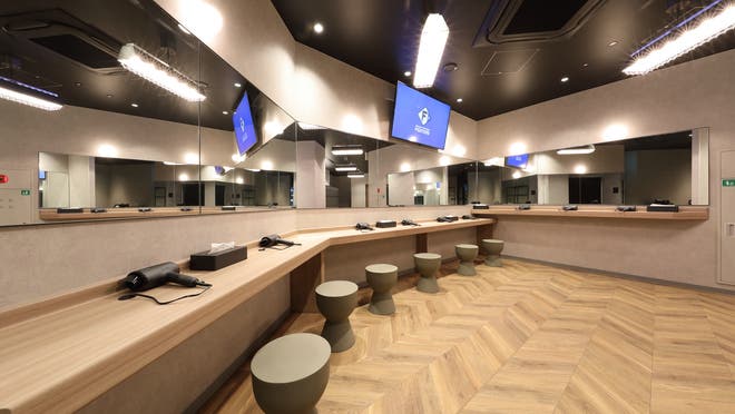 フィールドを眺めながらととのう 世界がまだ見ぬ温泉サウナの写真11