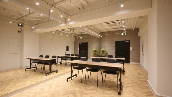 高崎駅から徒歩3分✨洗練された大人の隠れ家✨スタジオ┃ジム┃会議室┃コワーキングの写真10