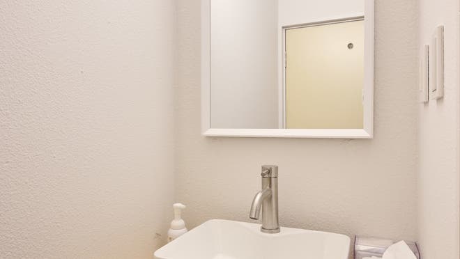 高崎駅から徒歩3分✨洗練された大人の隠れ家✨スタジオ┃ジム┃会議室┃コワーキングの写真4