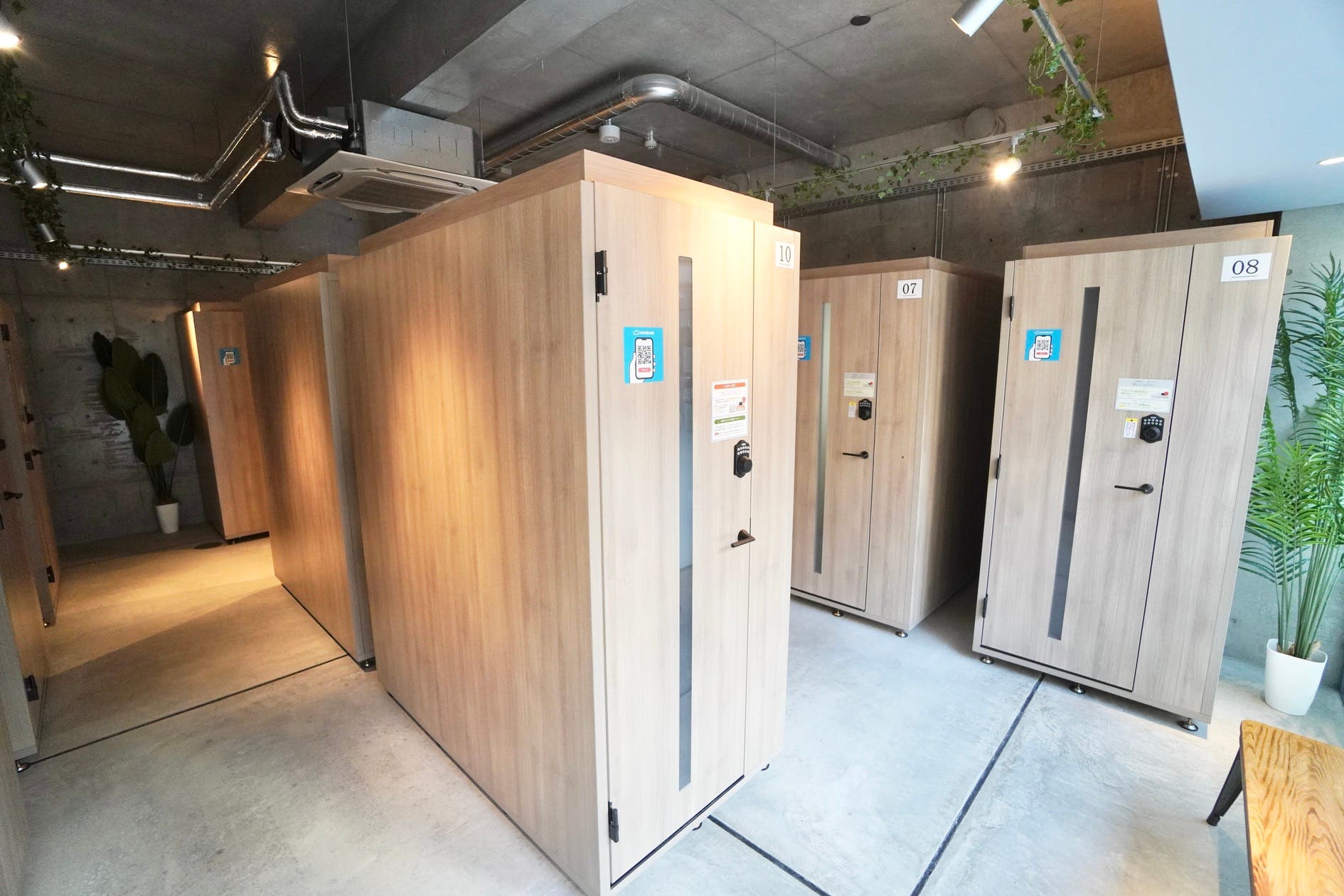 ＜ミニマルワークスペース南森町No.9＞南森町駅徒歩5分！光回線Wi-Fi📶モニター🖥テレワーク/Web会議/面接の写真5