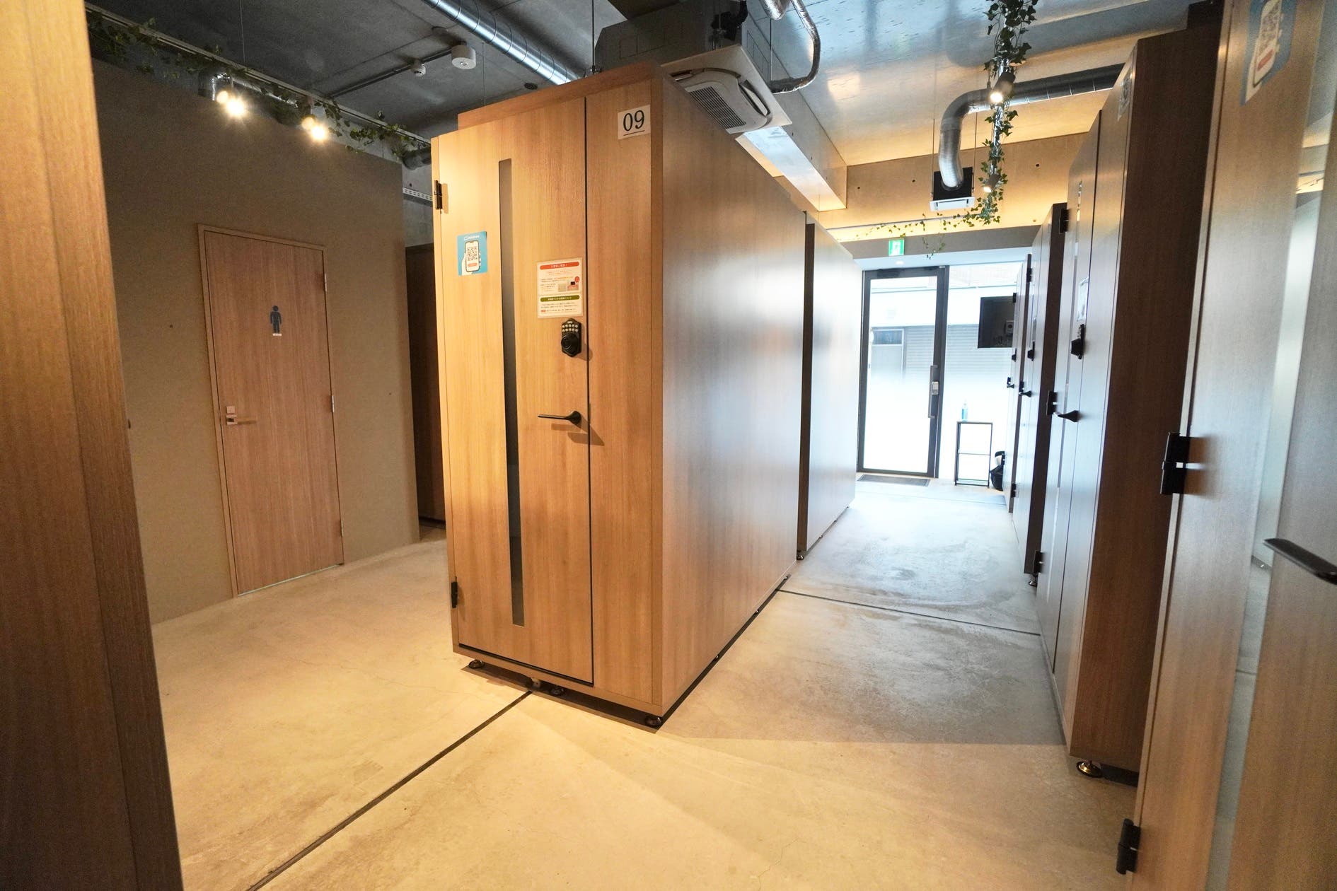 ＜ミニマルワークスペース南森町No.9＞南森町駅徒歩5分！光回線Wi-Fi📶モニター🖥テレワーク/Web会議/面接の写真6