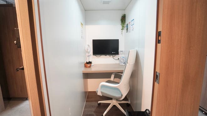 <ミニマルワークスペース南森町No.10>南森町駅徒歩5分!光回線Wi-Fi📶モニター🖥テレワーク/Web会議/面接の写真2