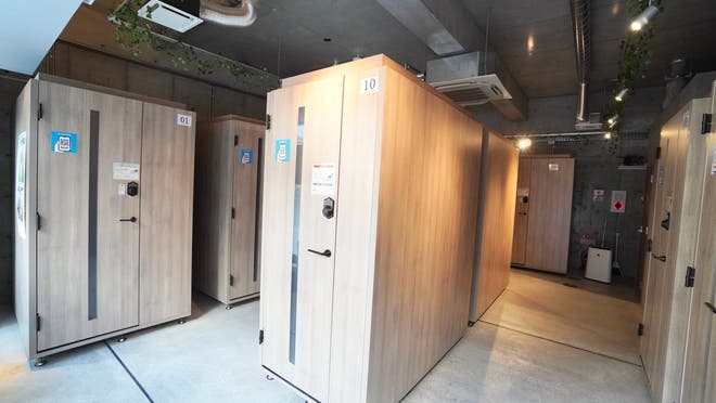 <ミニマルワークスペース南森町No.2>南森町駅徒歩5分!Wi-Fi完備!モニターあり/テレワーク/Web会議/面接の写真1