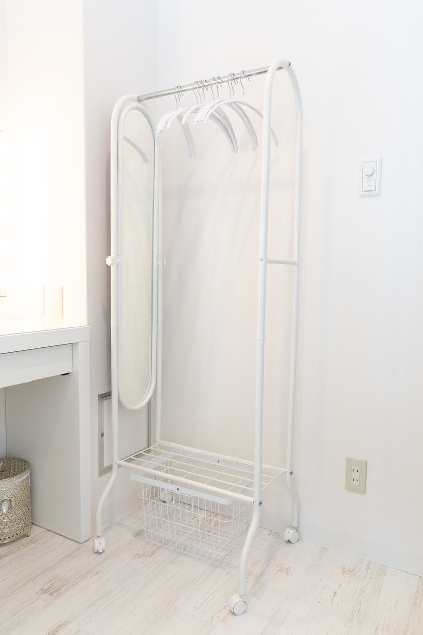 中津駅から2分！梅田や大阪駅からも10分圏内。自然光あふれるフォトスタジオの写真17