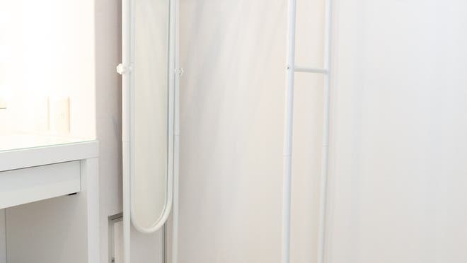 中津駅から2分!梅田や大阪駅からも10分圏内。自然光あふれるフォトスタジオの写真17