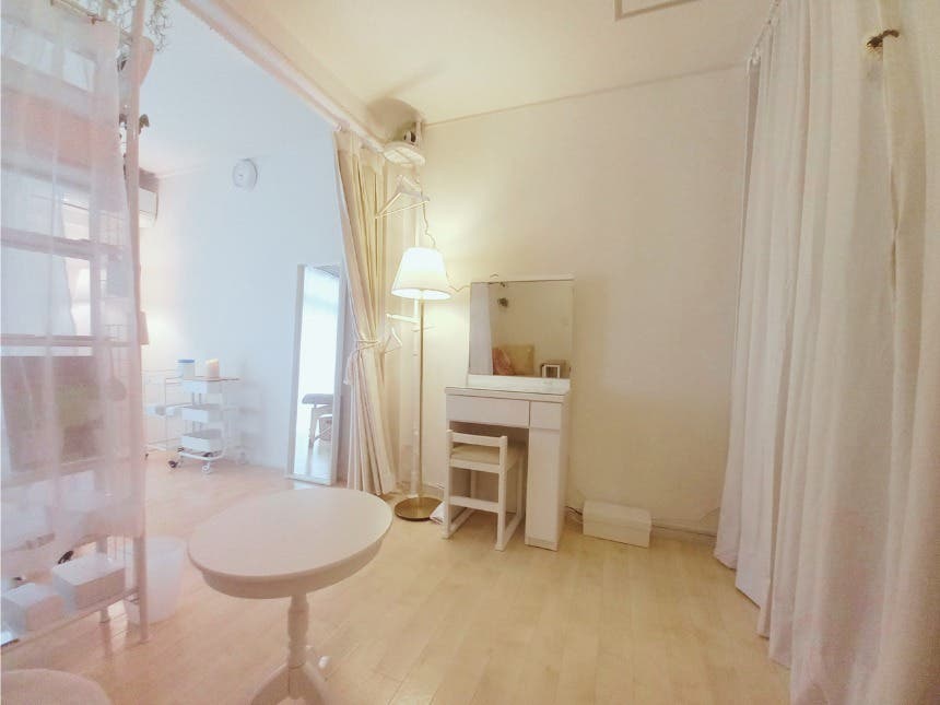 新大久保駅近✦スペースコフレ新大久保シュシュ✦美容施術やメイク💄街はにぎやかでも完全個室で落ち着ける🪞✨の写真6