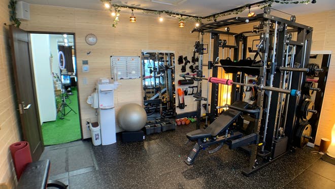 【新中野No1レンタルジム】ウェア/シューズ/タオル/水全て無料で医療用InBodyも測れる極上のジムの写真1
