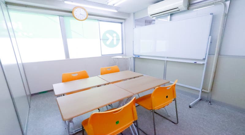 【京王線中河原駅徒歩2分！4名利用可！】駅近！綺麗な室内！WiFi・ホワイトボード・備品類全て無料！ふれあい貸し会議室 中河原A
