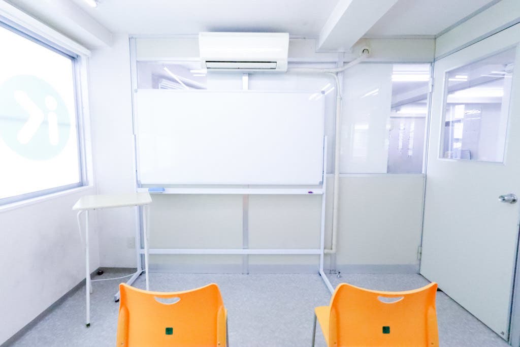 【京王線中河原駅徒歩2分！4名利用可！】駅近！綺麗な室内！WiFi・ホワイトボード・備品類全て無料！ふれあい貸し会議室 中河原Aの写真11