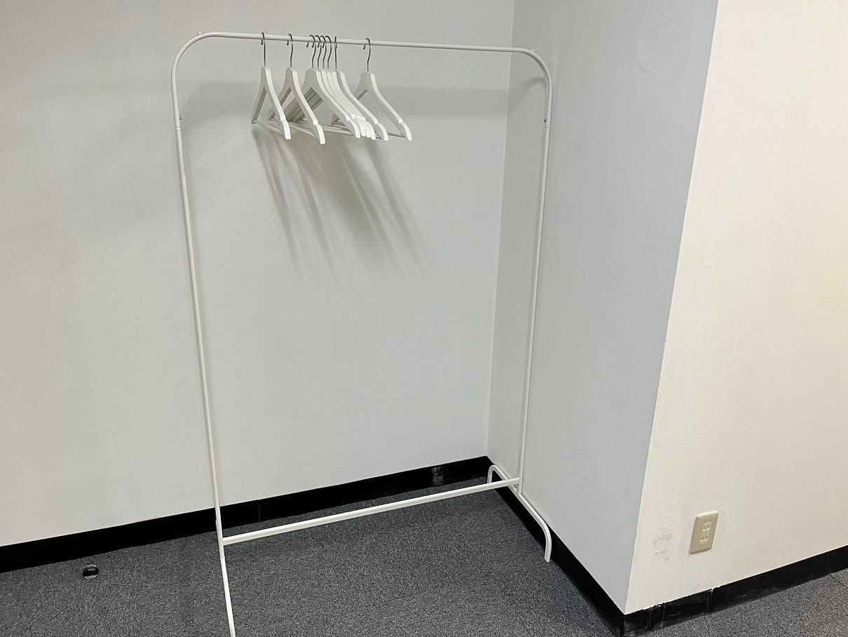 谷町四丁目駅徒歩１分の利便性。低価格で換気ができる完全個室の会議室。定員14名。テーブル配置変更可。契約備品有。法務局、官庁近くの写真8