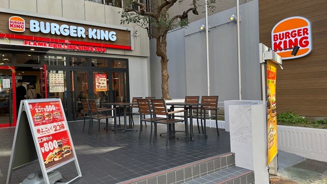 谷町四丁目駅徒歩1分の利便性。低価格で換気ができる完全個室の会議室。定員14名。テーブル配置変更可。契約備品有。法務局、官庁近くの写真14