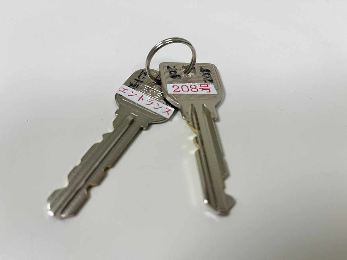 谷町四丁目駅徒歩１分の利便性。低価格で換気ができる完全個室の会議室。定員14名。テーブル配置変更可。契約備品有。法務局、官庁近くの写真20