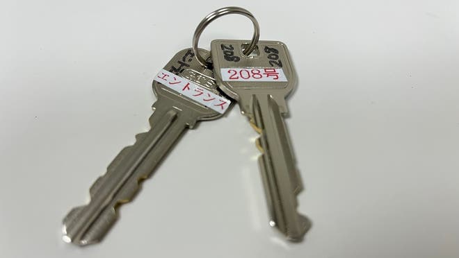 谷町四丁目駅徒歩1分の利便性。低価格で換気ができる完全個室の会議室。定員14名。テーブル配置変更可。契約備品有。法務局、官庁近くの写真20