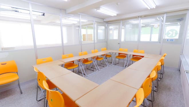 【京王線中河原駅徒歩2分!15名利用可】駅近!綺麗な室内!WiFi・ホワイトボード・備品類全て無料!ふれあい貸し会議室 中河原Dの写真4