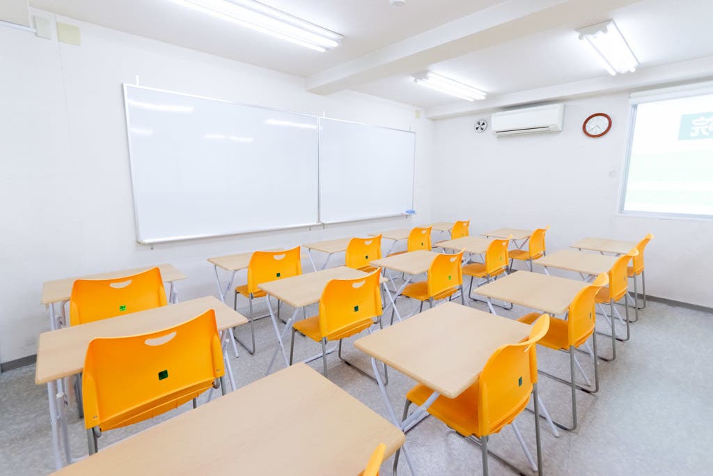 【京王線中河原駅徒歩2分！15名利用可】駅近！綺麗な室内！WiFi・ホワイトボード・備品類全て無料！ふれあい貸し会議室 中河原Dの写真5