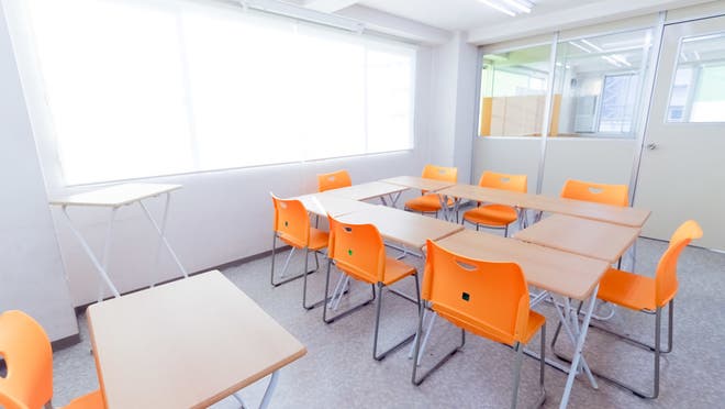 【京王線中河原駅徒歩2分!9名利用可!】駅近!綺麗な室内!WiFi・ホワイトボード・備品類全て無料!ふれあい貸し会議室 中河原Cの写真4