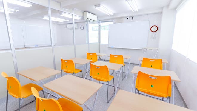 【京王線中河原駅徒歩2分!9名利用可!】駅近!綺麗な室内!WiFi・ホワイトボード・備品類全て無料!ふれあい貸し会議室 中河原Cの写真6