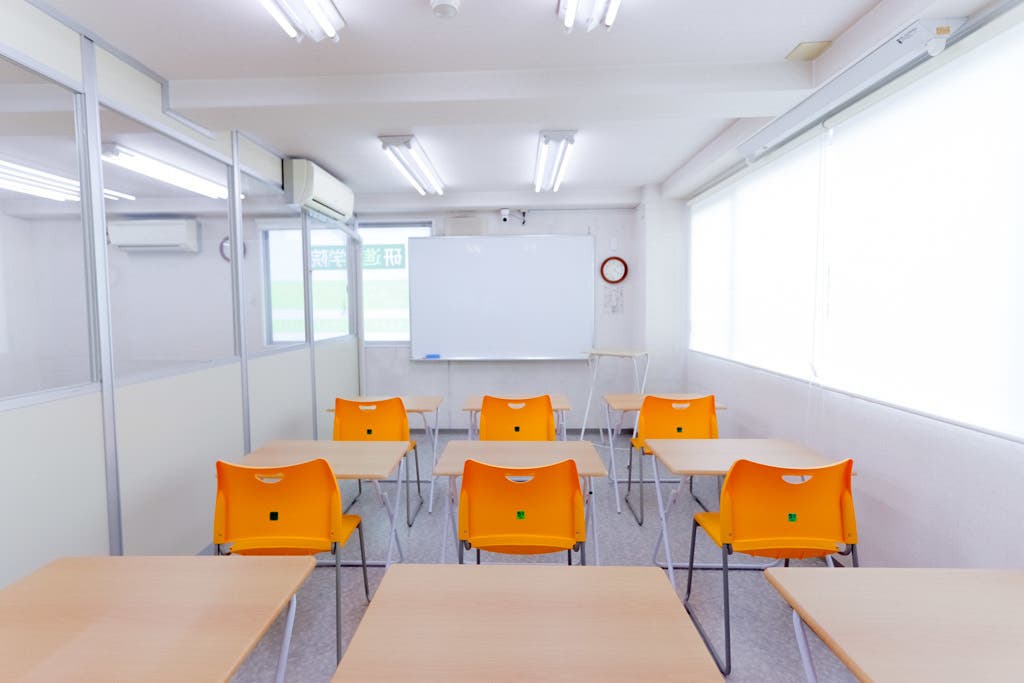 【京王線中河原駅徒歩2分！9名利用可！】駅近！綺麗な室内！WiFi・ホワイトボード・備品類全て無料！ふれあい貸し会議室 中河原Cの写真7