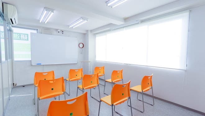 【京王線中河原駅徒歩2分!9名利用可!】駅近!綺麗な室内!WiFi・ホワイトボード・備品類全て無料!ふれあい貸し会議室 中河原Cの写真9