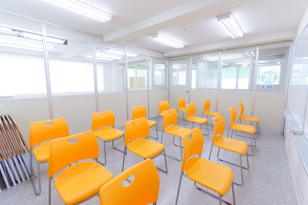 【京王線中河原駅徒歩2分！15名利用可】駅近！綺麗な室内！WiFi・ホワイトボード・備品類全て無料！ふれあい貸し会議室 中河原Dの写真12