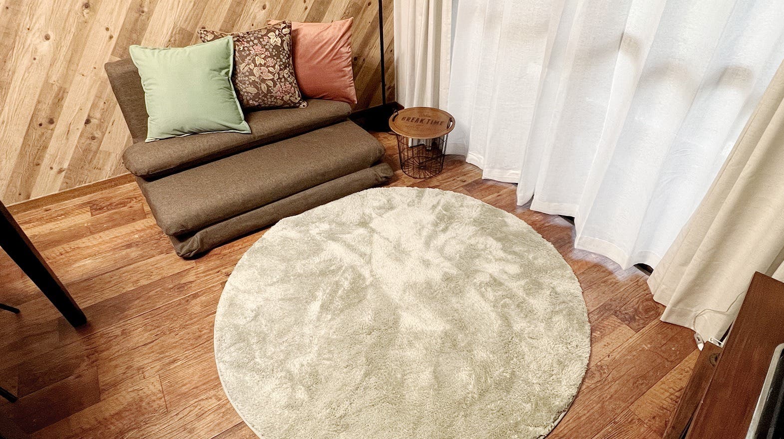 コンビニ目の前♪ゆったりテーブル＆ソファ「コルピスカ船橋」/Wi-Fiなど設備無料【船橋南口5分】の写真7