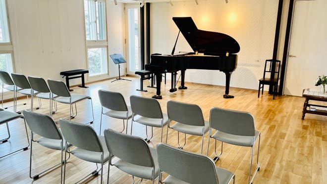 【豊かな響きのホール】阪急西宮北口駅から徒歩5分!防音/Wi-Fi完備!〈クラシックコンサート、発表会、リハーサルに最適〉の写真3