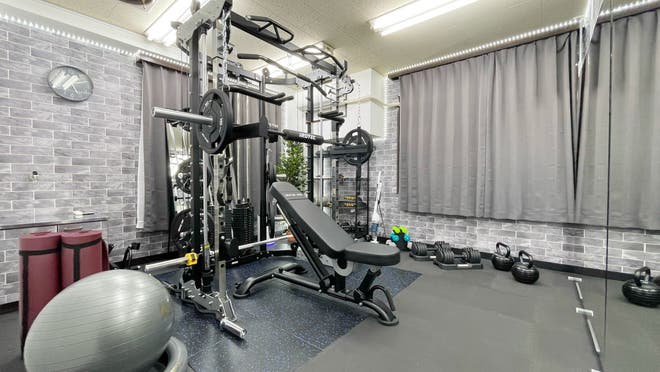 【西新宿駅4分・新宿駅7分】✨地域最安値✨平日昼間さらに価格破壊❗️おしゃれで設備充実!撮影OK!大型鏡の写真8