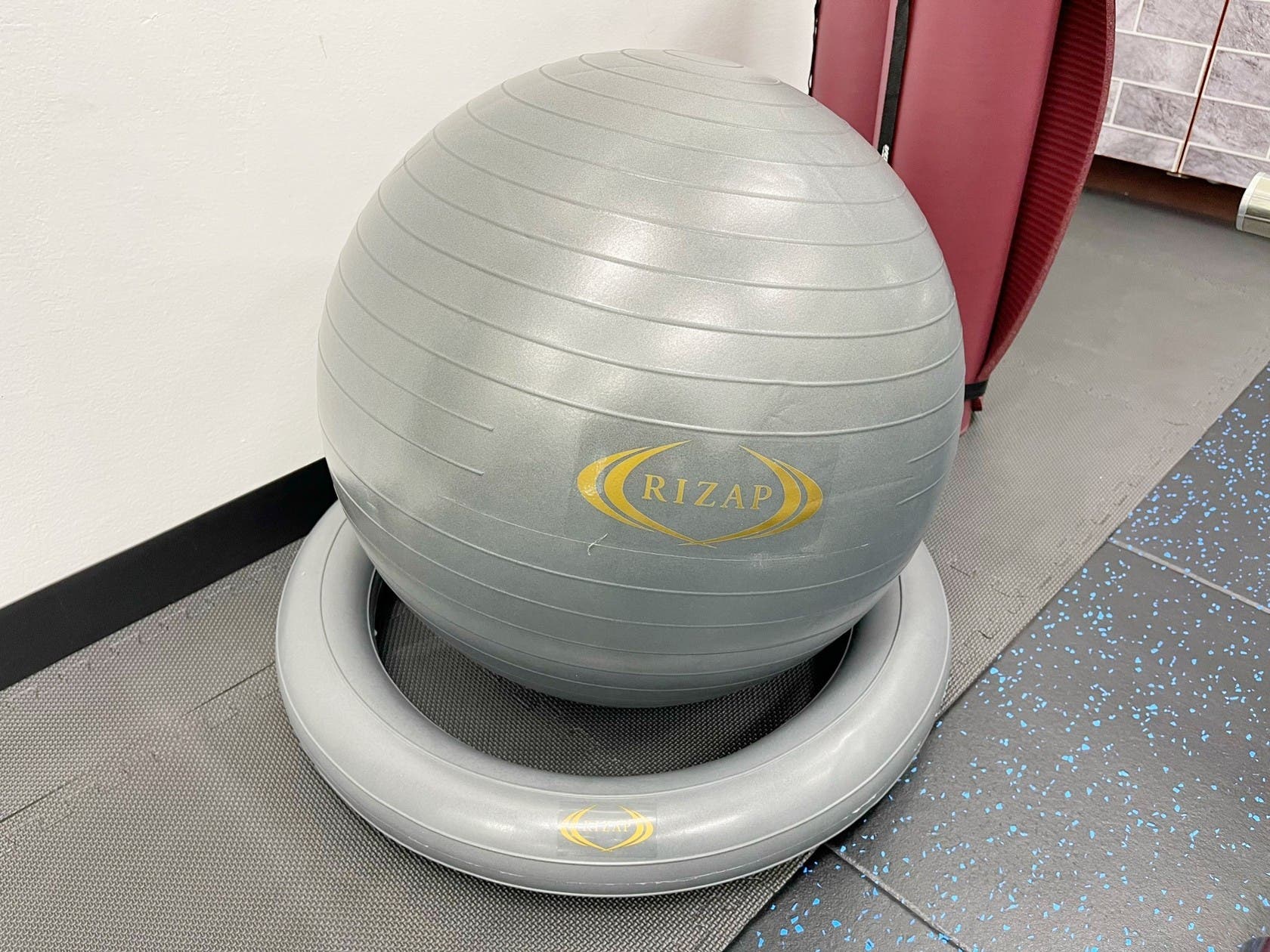 【西新宿駅4分・新宿駅7分】✨地域最安値✨平日昼間さらに価格破壊❗️おしゃれで設備充実！撮影OK！大型鏡の写真9