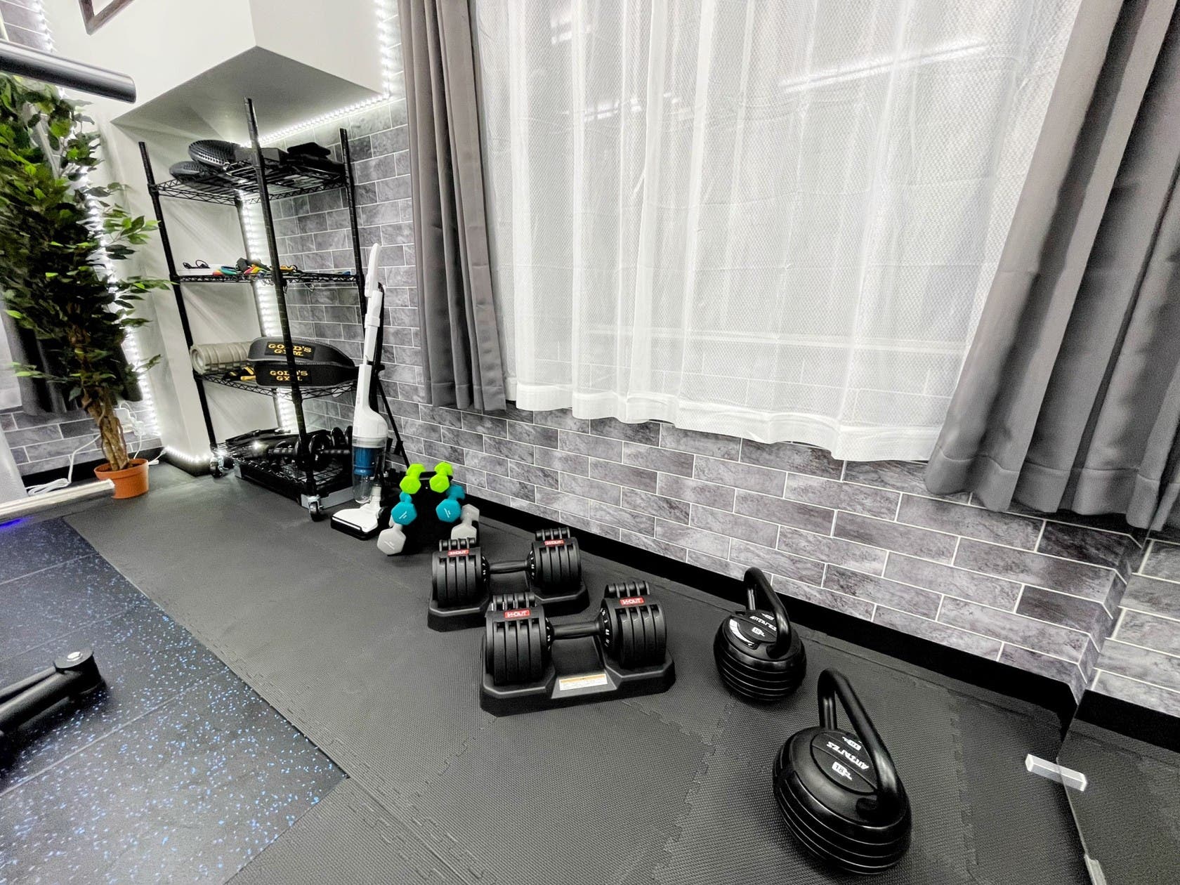 【西新宿駅4分・新宿駅7分】✨地域最安値✨平日昼間さらに価格破壊❗️おしゃれで設備充実！撮影OK！大型鏡の写真10