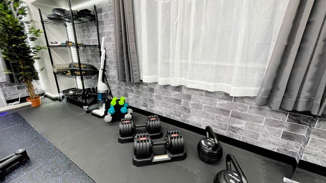 【西新宿駅4分・新宿駅7分】✨地域最安値✨平日昼間さらに価格破壊❗️おしゃれで設備充実!撮影OK!大型鏡の写真10