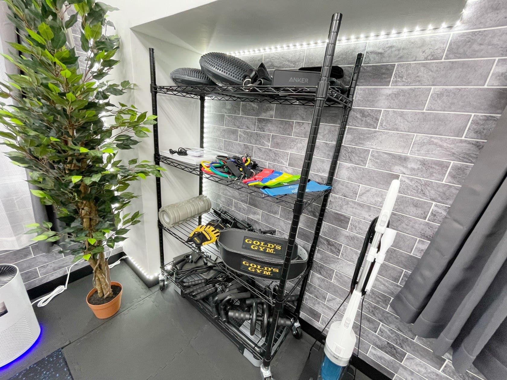 【西新宿駅4分・新宿駅7分】✨地域最安値✨平日昼間さらに価格破壊❗️おしゃれで設備充実！撮影OK！大型鏡の写真14