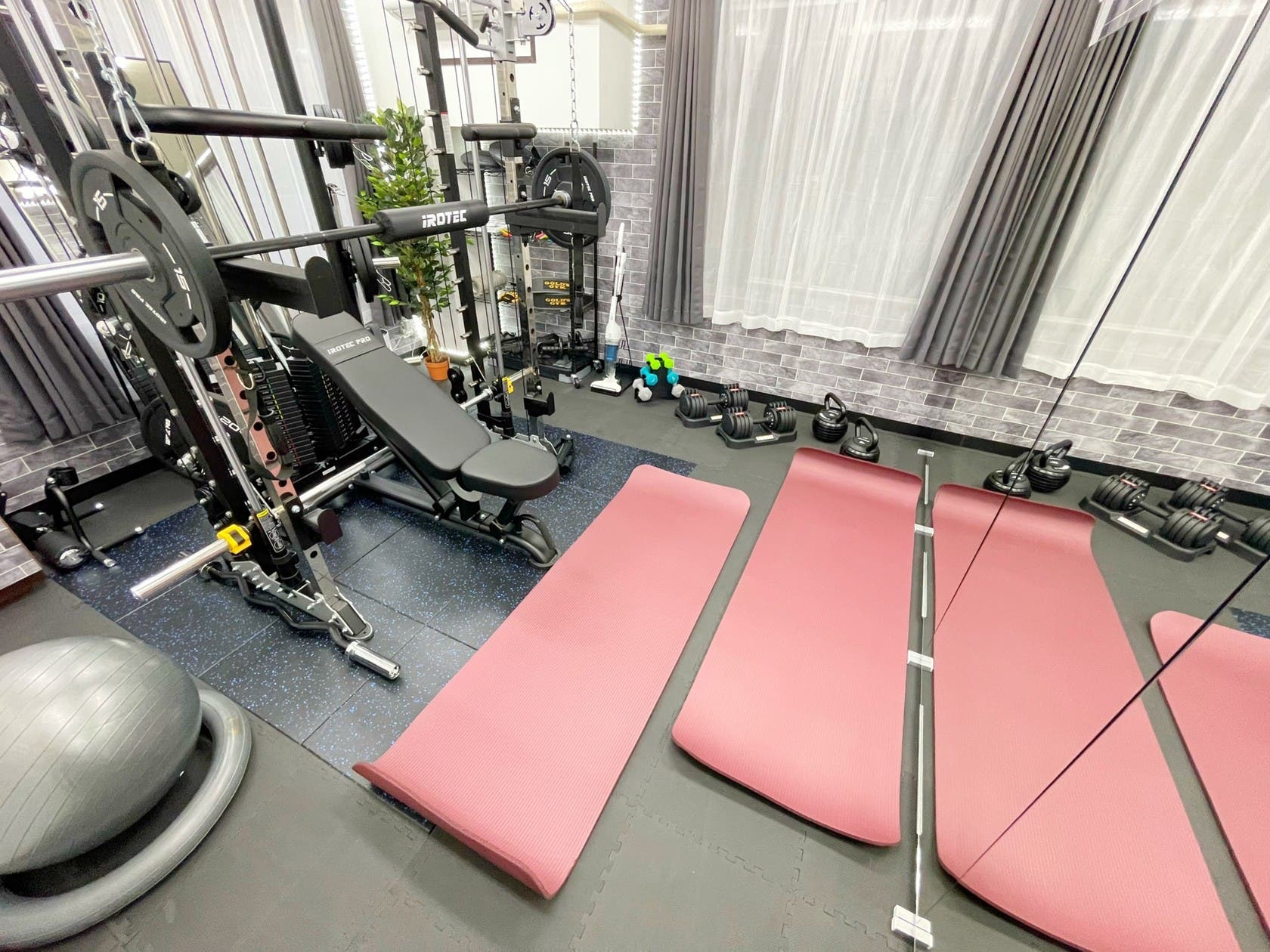 【西新宿駅4分・新宿駅7分】✨地域最安値✨平日昼間さらに価格破壊❗️おしゃれで設備充実！撮影OK！大型鏡の写真18