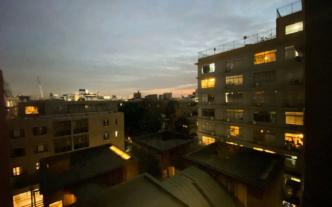 優しい自然光が入るヴィンテージビル内のインダストリアルな空間！LED＆ストロボなど無料で使える照明機材も充実！！の写真28