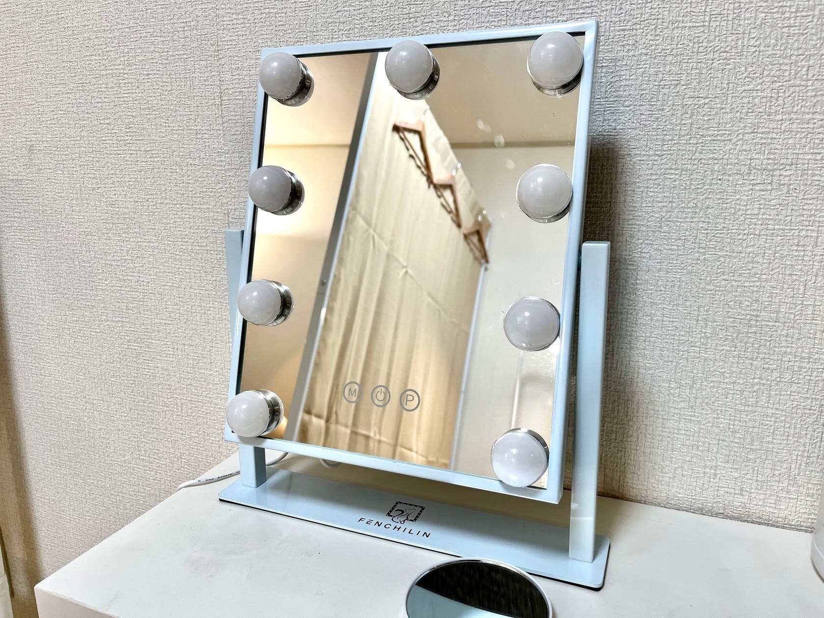 室内はナチュラルな雰囲気で調光も可能✨落ち着いた雰囲気のレンタルサロンです☺️心斎橋・難波から徒歩圏内✨の写真10