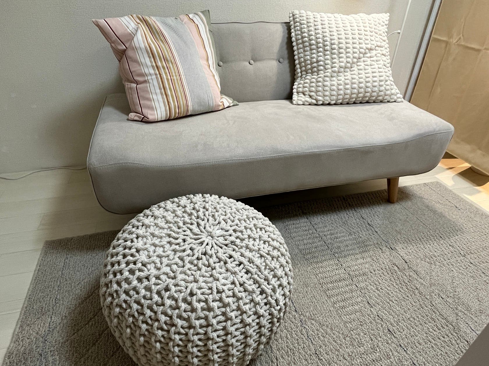 室内はナチュラルな雰囲気で調光も可能✨落ち着いた雰囲気のレンタルサロンです☺️心斎橋・難波から徒歩圏内✨の写真16