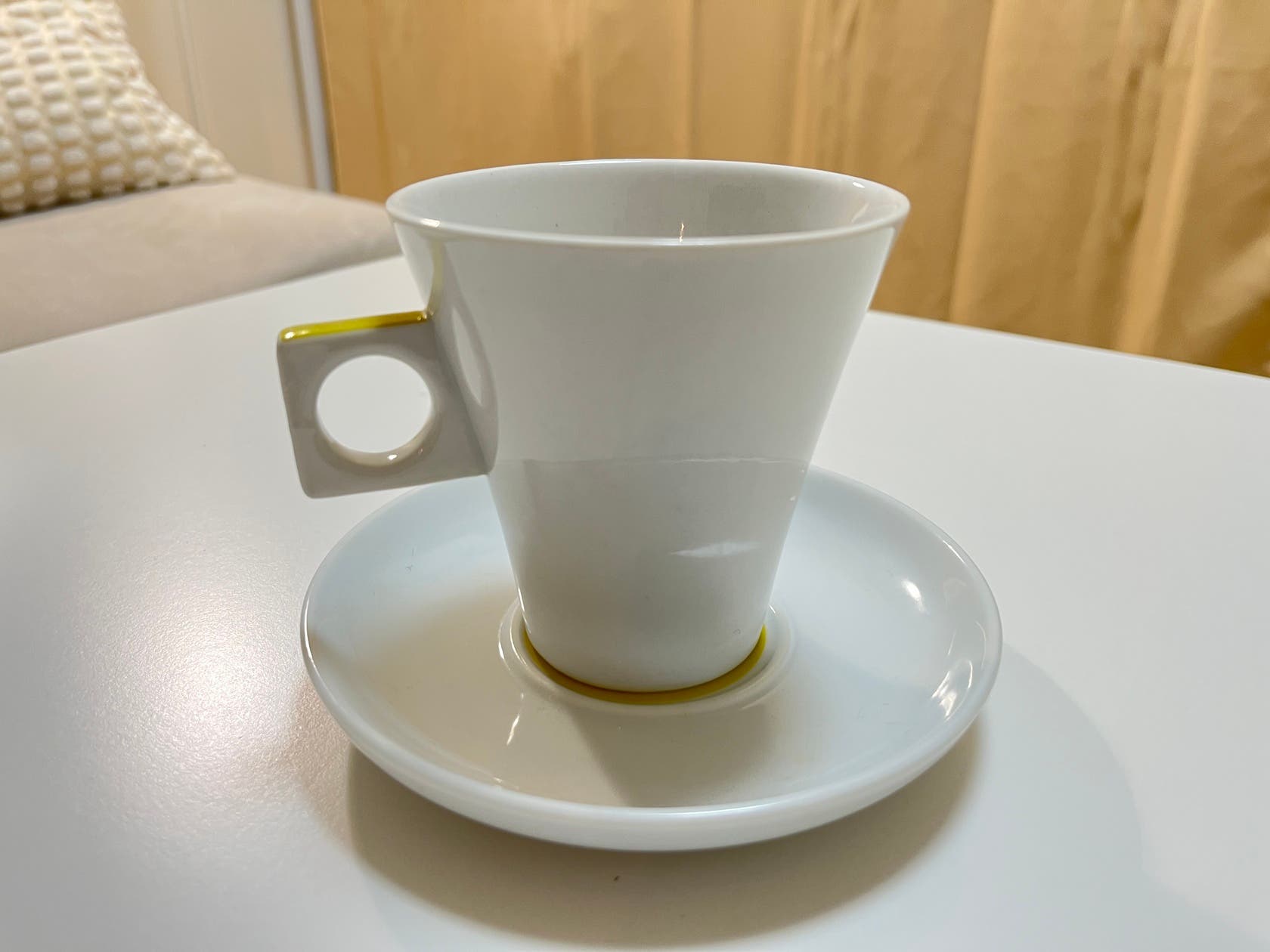 室内はナチュラルな雰囲気で調光も可能✨落ち着いた雰囲気のレンタルサロンです☺️心斎橋・難波から徒歩圏内✨の写真20