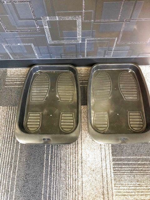 2050号室：時間700円・1日2,000円の完全個室ブース【角部屋】：3ｈ以上の場合は「1日利用」がお得ですの写真7