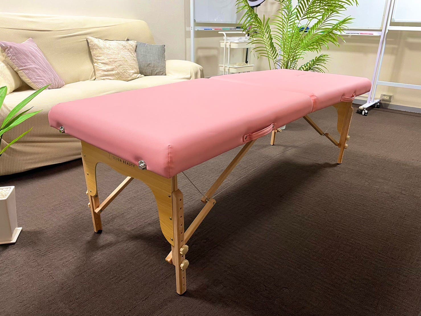 四ツ谷駅🚶‍♂️2分🍀最大20名可🍀 光WIFI/大モニター/ホワイトボード/施術ベッド備品全無料✨1日プラン有✨会議/ゲームの写真5