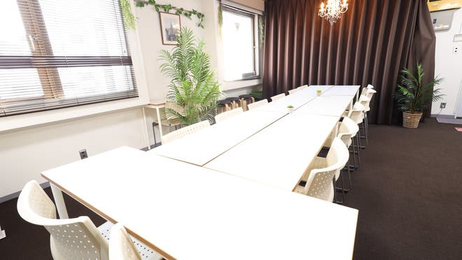 四ツ谷駅🚶♂️2分🍀最大20名可🍀 光WIFI/大モニター/ホワイトボード/施術ベッド備品全無料✨1日プラン有✨会議/ゲームの写真11