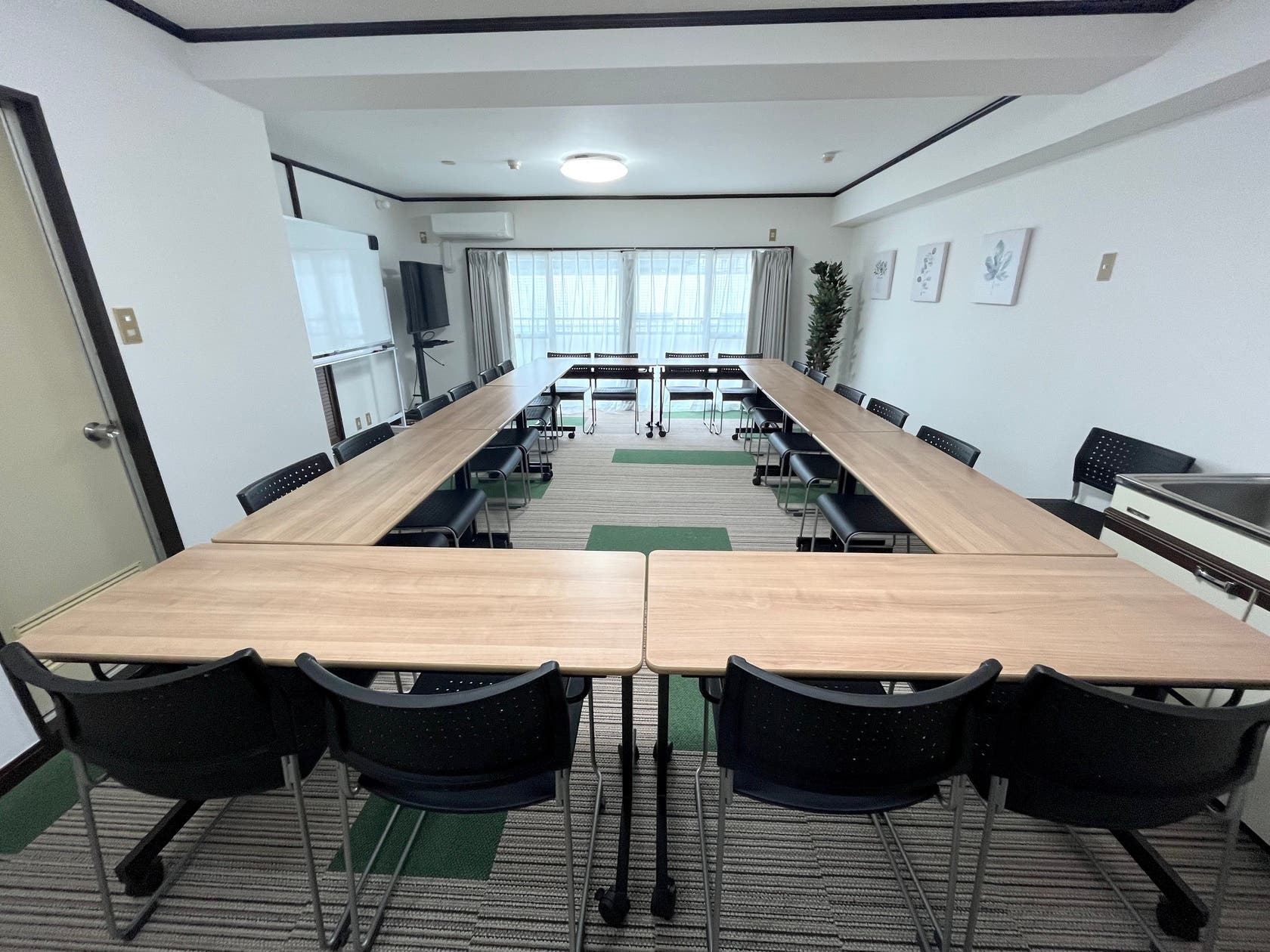 ＜浅草駒形会議室＞駅1分🚃Wi-Fi📶大型モニター🖥セミナー/研修/会議/ボドゲ/ワークショップの写真10