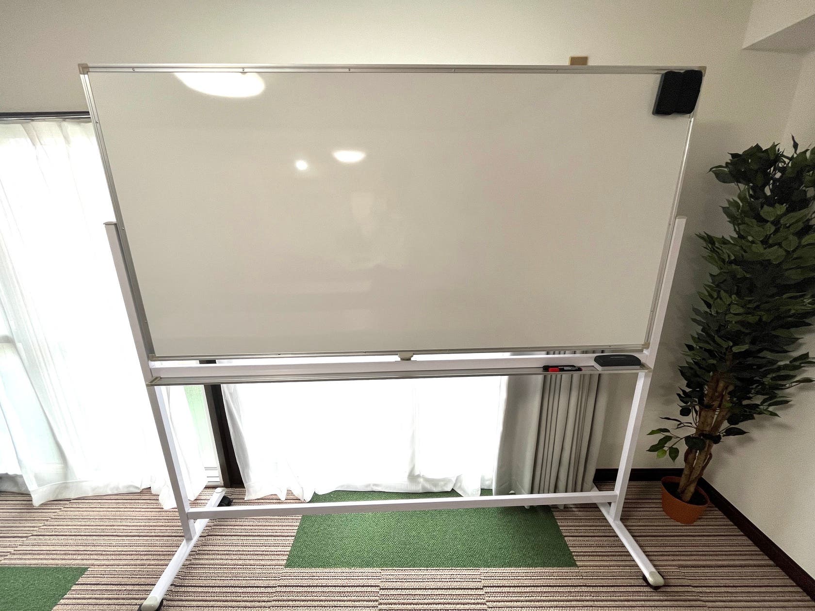 ＜浅草駒形会議室＞駅1分🚃Wi-Fi📶大型モニター🖥セミナー/研修/会議/ボドゲ/ワークショップの写真15