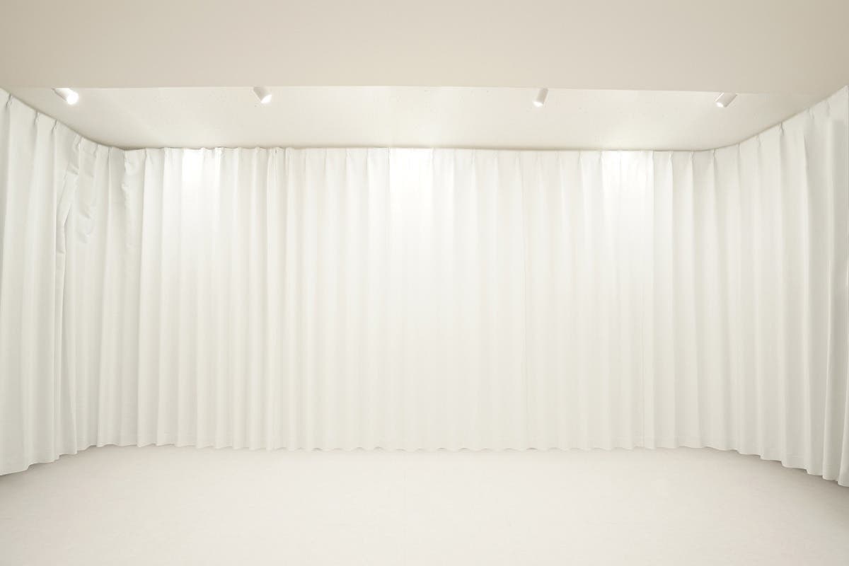 秋葉原駅4分✨激安💖撮影動画スペース🎥静か✨コスプレ・レッスン・セミナー📷格安スタジオ撮影✨充実照明無料📷とってもお安いの写真7