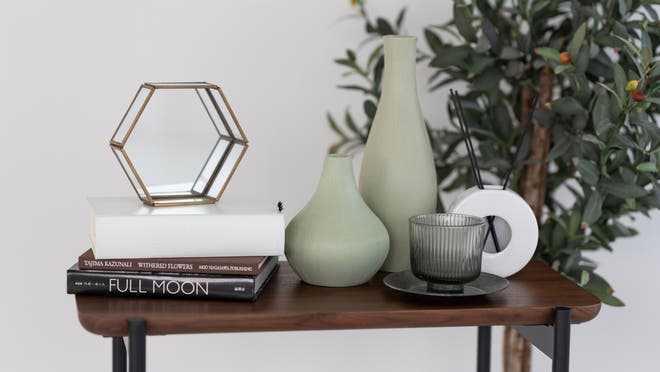 デザイン家具が使える、自然光がたっぷり入る真っ白なレンタルスペースの写真12