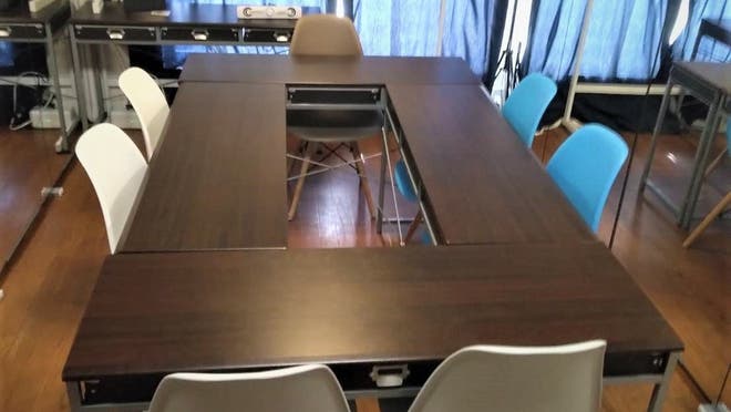 価格破壊‼使わないと損‼天神南駅2分最大10名‼会議やダンスに最適‼大鏡/WIFI/プロジェクター完備‼24時間営業‼の写真6