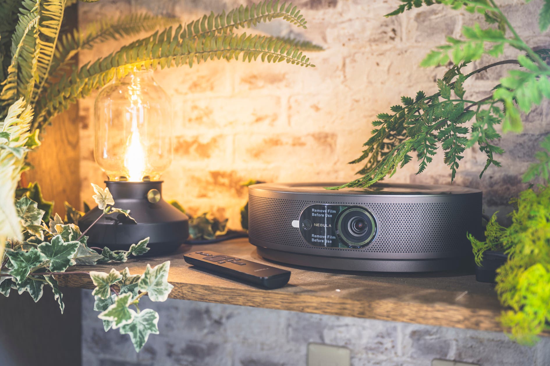 プロジェクター（Anker）	の画像1